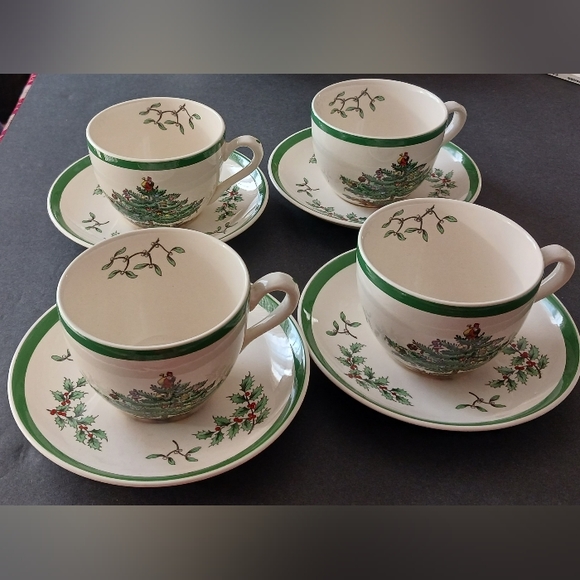 Spode | Dining | Spode Christmas Tree Cup Saucer Sets 4 Cup Saucer Sets ...